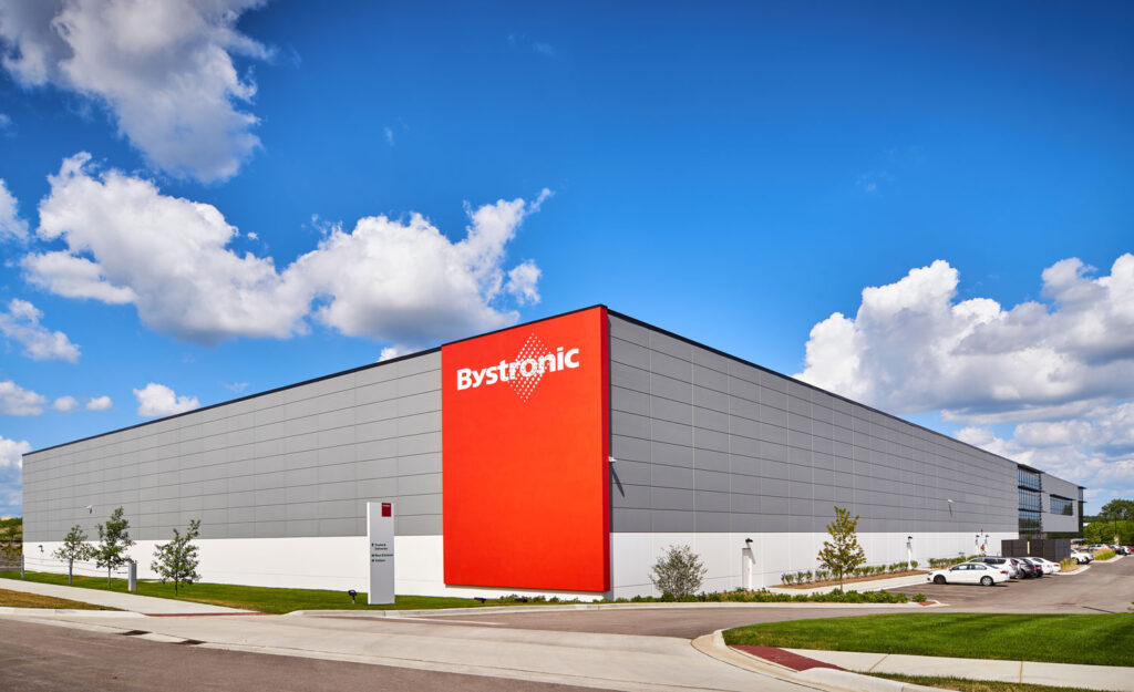 EXTERIOR – Patsy McEnroe